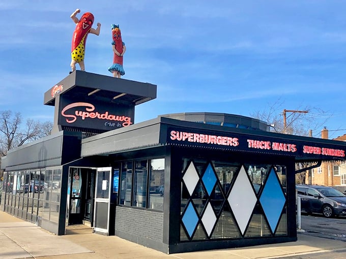 The retro exterior isn't manufactured nostalgia—it's the real deal that's been serving up happiness with a side of fries since Eisenhower was in office. 