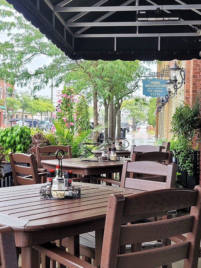 Outdoor seating that captures Lakewood's leafy charm. Fresh air somehow makes pizza taste even better, if such a thing is possible.