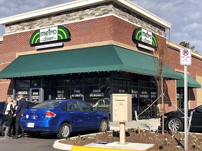 Corner location, ample parking, and the promise of chicken and waffles. Some would call this the American dream.