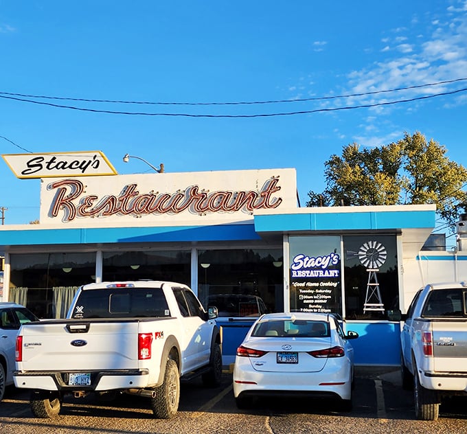 When a parking lot is full before 8 AM, you know what's inside must be worth setting your alarm for. Stacy's exterior promises what the food delivers.