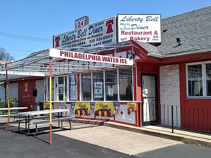 The outdoor signage proudly announces "Philadelphia Water Ice"—because even a diner this good knows when to outsource dessert.