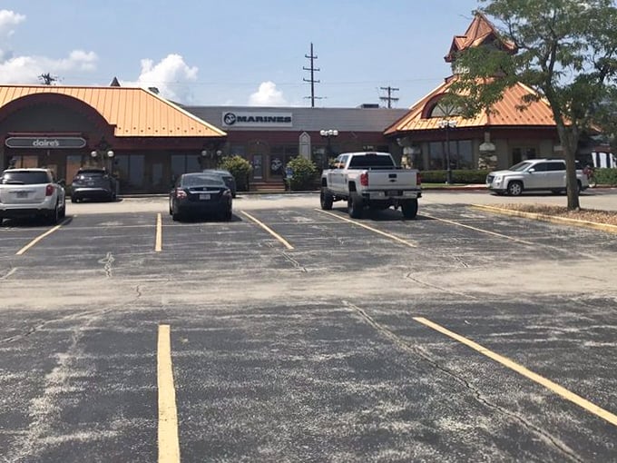 Ample parking means your only struggle will be remembering where you left the car after your shopping victory lap. 