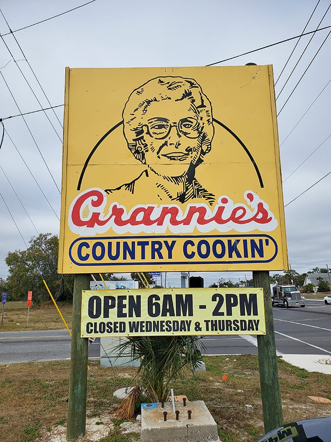 Grannie's iconic sign promises country cookin' from 6am-2pm. Like all great relationships, this one requires commitment—they're closed Wednesdays and Thursdays.