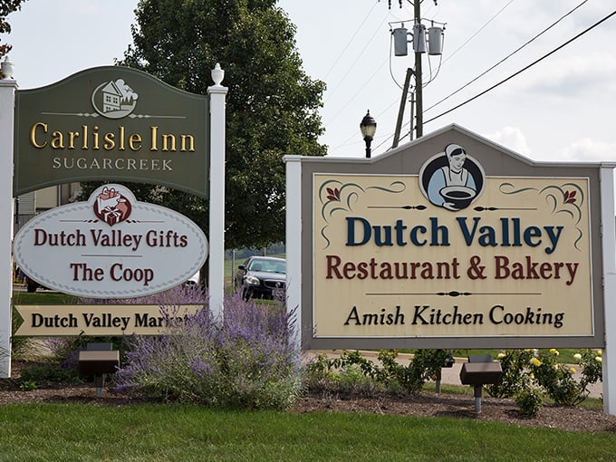 The sign that's launched a thousand detours. "Let's just stop for a quick bite" becomes a two-hour feast and shopping expedition at Dutch Valley.