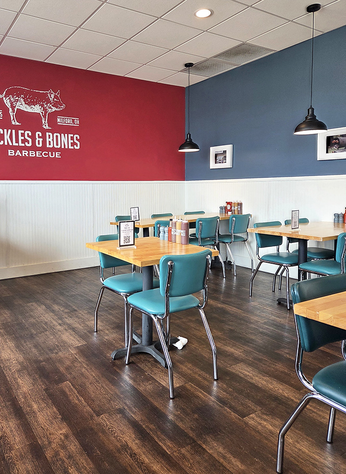 A dining room that says, "We spent our money on the meat, not fancy chairs"—and that's exactly as it should be.
