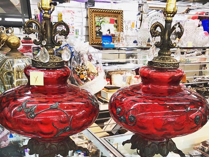 These crimson lamps aren't just lighting fixtures—they're time travelers from the 1970s, ready to add drama to modern spaces.