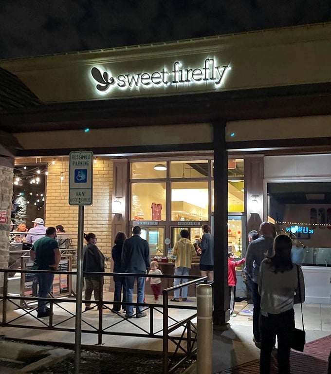 When the sun goes down, the line lights up. Night at Sweet Firefly proves Texans know good ice cream is worth waiting for—even after dark.