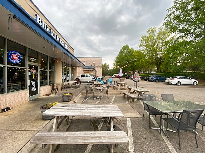 Picnic tables await the barbecue faithful, ready to host everything from first dates to family reunions—all united by the universal language of great food.