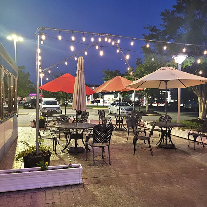 The outdoor patio, strung with twinkling lights, offers al fresco dining under Virginia skies—perfect for those summer evenings when time slows down.