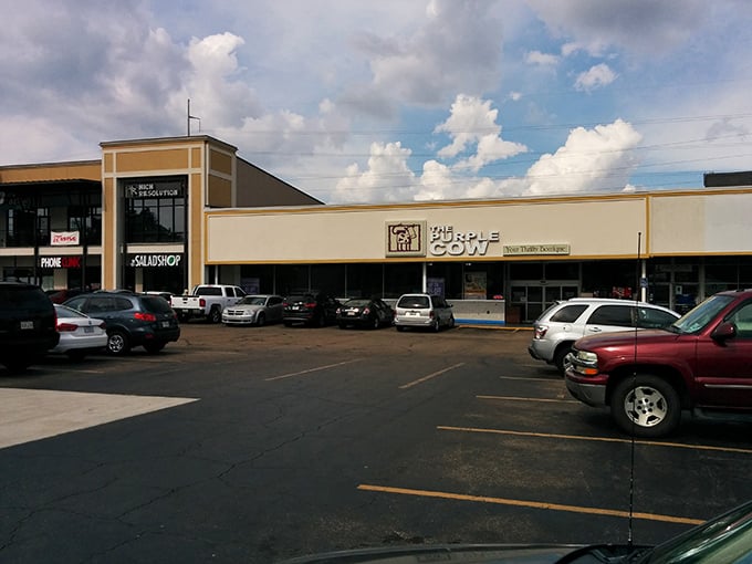 From the parking lot, The Purple Cow looks unassuming—like Clark Kent before he ducks into a phone booth. 