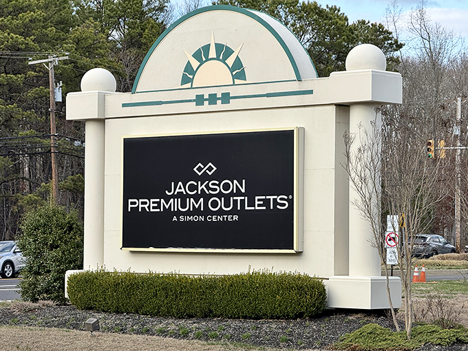 The entrance sign welcomes bargain hunters to their happy place. Like the retail version of "Abandon all financial restraint, ye who enter here."