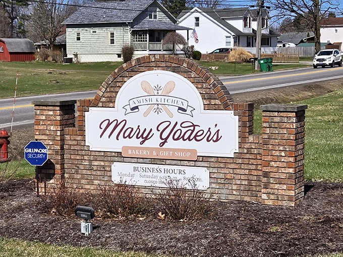 The roadside sign stands as a beacon of hope for hungry travelers—like the North Star, if the North Star led to mashed potatoes instead of Canada.
