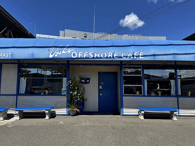 Blue trim against white walls—Voula's doesn't need fancy architecture when what's inside is architectural perfection on a plate.
