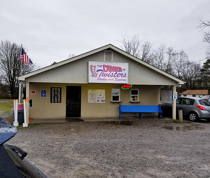 Rain or shine, the Twisters sign beckons hungry travelers with the promise of comfort food and desserts worth driving across Tennessee for.