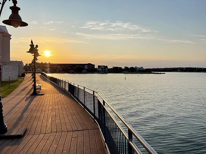 As the sun sets over Lake Granbury, the boardwalk offers front-row seats to nature's nightly masterpiece—no tickets required, just appreciation.
