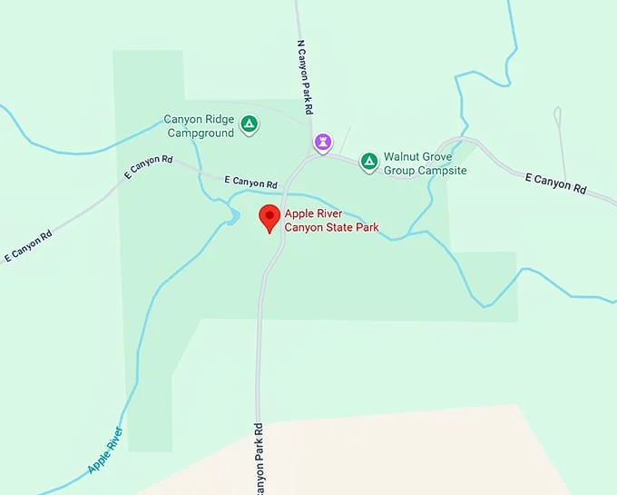 16. apple river canyon state park map