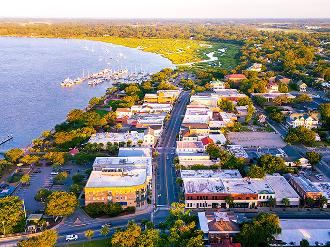 Beaufort's waterfront charm unfolds like a Southern novel, where Spanish moss meets shrimp boats in perfect harmony.