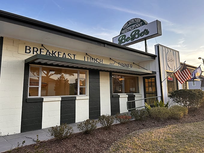 Classic charm meets comfort food – BoBo's timeless exterior promises the kind of fried chicken your taste buds remember.