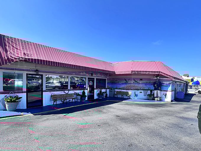That red roof isn't just for show - it's like a beacon calling all seafood lovers home.