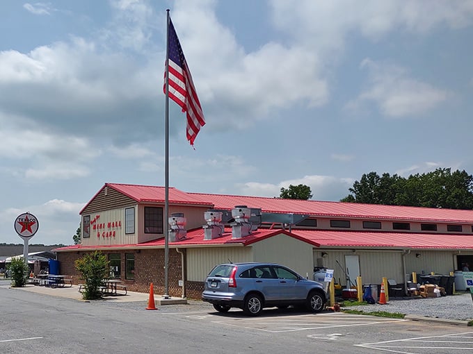 That red roof means business - County Line's where treasure hunting meets small-town charm. 