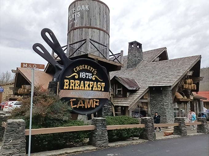 That giant skillet sign says "breakfast" louder than a rooster at dawn – and twice as welcoming.