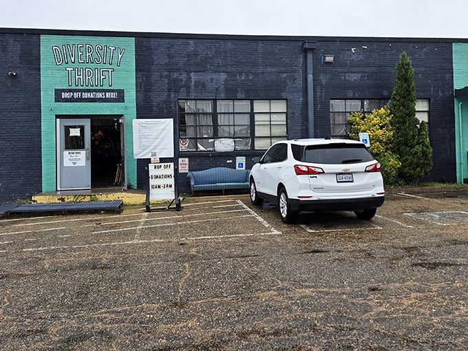 That turquoise and navy storefront isn't just eye-catching – it's practically winking at bargain hunters driving by.