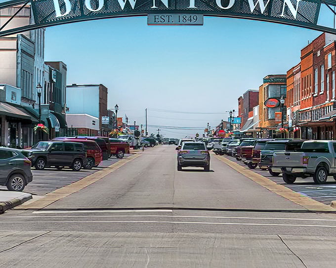 Lebanon's iconic downtown arch welcomes visitors to a slice of small-town America where your retirement dollars stretch like saltwater taffy.