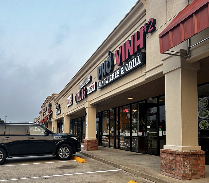 Robin's Snowflake Donuts & Cafe sits unassumingly in a strip mall, proving the best treasures often hide in plain sight.