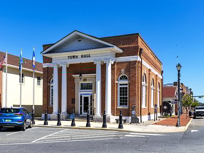 The town hall looks dignified enough to make Ben Franklin jealous of its colonial charm. 