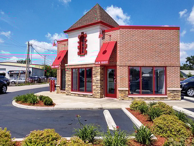 That red trim isn't just decoration – it's a beacon guiding donut lovers to their happy place in Cleveland.