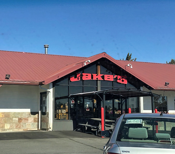 Jake's proves that sometimes the best discoveries happen right off the highway when you're least expecting them.
