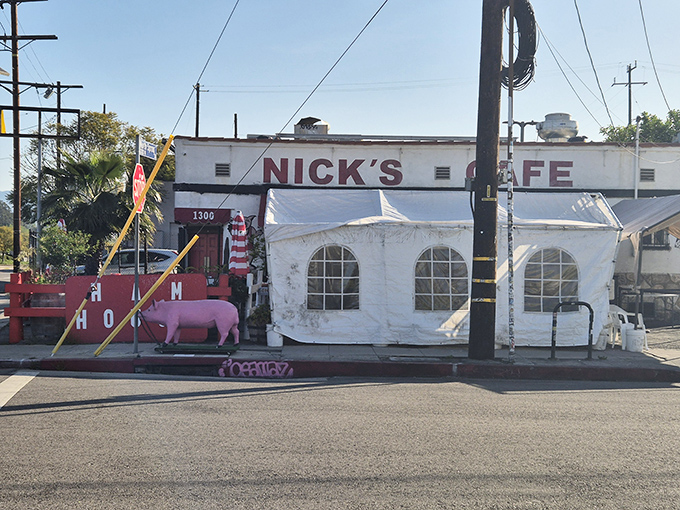 Sometimes the most unassuming exteriors hide the most extraordinary pancakes – Nick's proves that point beautifully.