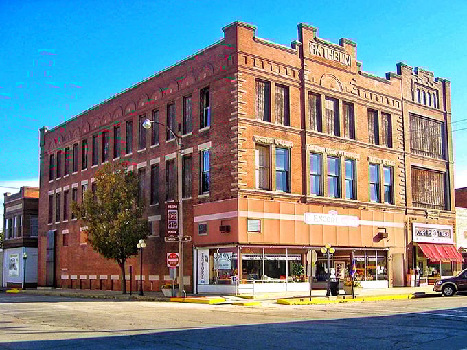 The 1898 Rathbun Building stands as a testament to when architecture had personality. Those brick details weren't just decorative—they were showing off.