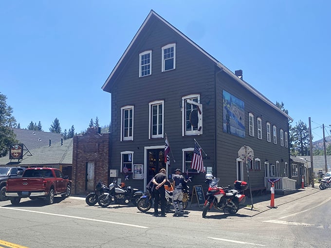 The Cutthroat Tavern draws motorcycle enthusiasts and travelers alike. Nothing says "mountain adventure" like bikes parked outside a historic watering hole.