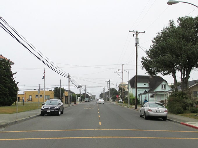 Main Street simplicity at its finest. No traffic jams here—just wide-open roads where locals wave as they pass and nobody's in a particular hurry.