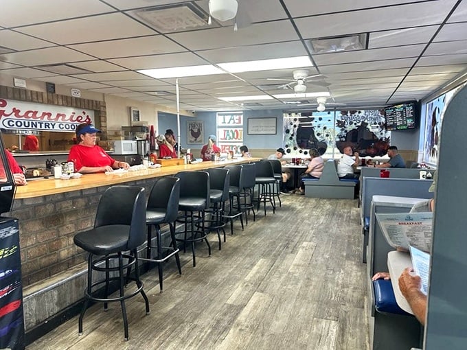 Counter seating lets you watch the breakfast magic happen up close – like having front-row tickets to the Olympics of eggs. 
