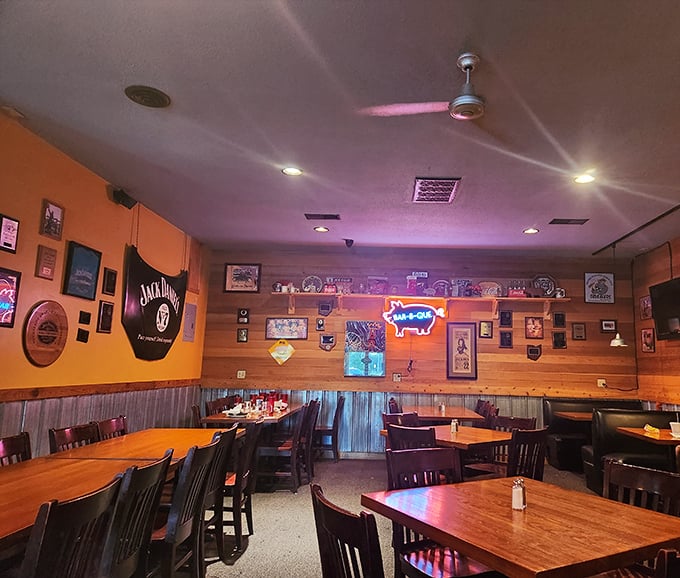 Orange walls and good vibes create the perfect backdrop for your impending meat coma.