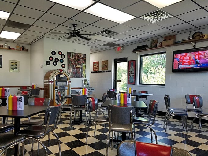 Black and white tiles, vinyl chairs, and a jukebox – this isn't retro design, it's authentically unchanged. Some things are perfect just as they are.