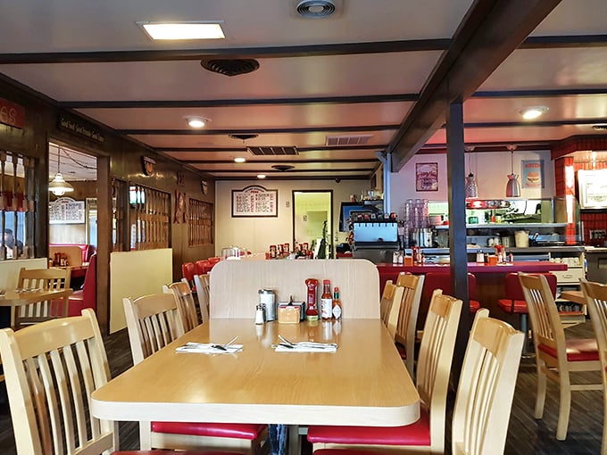 2. interior