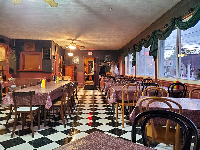 Checkerboard floors, purple tablecloths, and bentwood chairs – dining at Sleder's feels like stepping into your grandparents' favorite haunt from 1962. In the best possible way. 