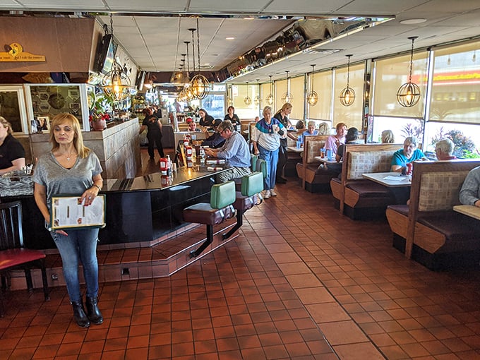 Inside, the bustling dining room hums with conversation and clinking silverware – the universal soundtrack of a beloved local eatery.