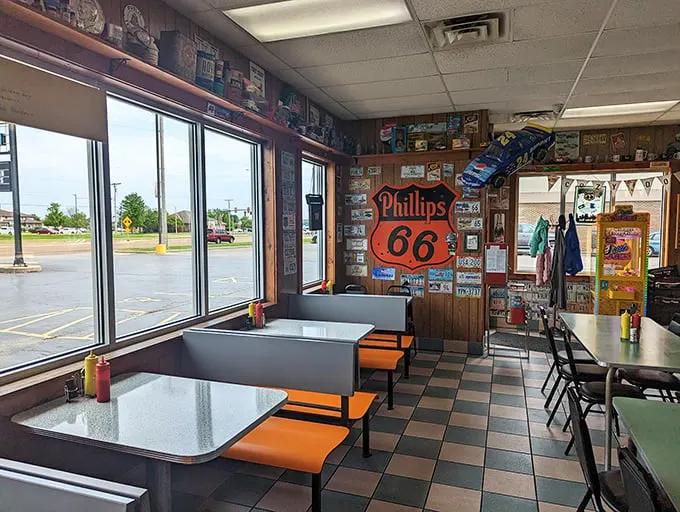 Step inside and you're transported to a simpler time. The Route 66 memorabilia isn't manufactured nostalgia—it's the real deal, accumulated over decades of roadside history.