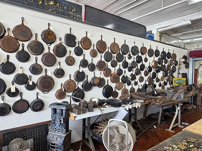 Cast iron heaven! This wall display would make your grandmother nod with approval and your forearms ache just looking at it. Quality that outlasts generations.