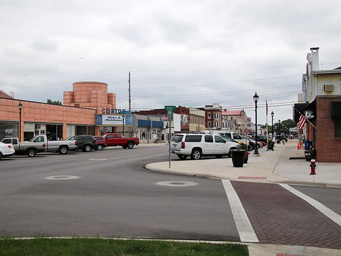 Where Main Street meets real life – Port Clinton's downtown invites you to park your car and your worries in the same convenient spot.