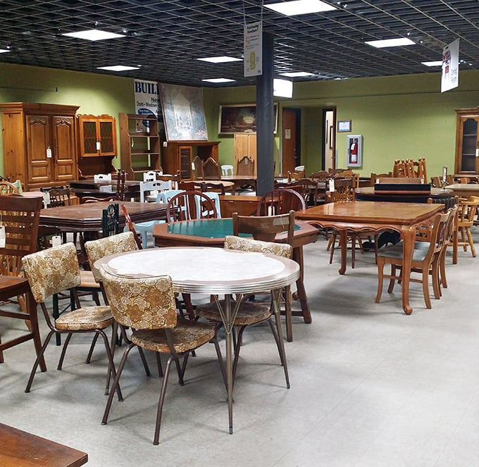 Mid-century meets modern in this furniture wonderland. That retro kitchen table isn't just furniture—it's a time machine to Sunday breakfasts circa 1962.