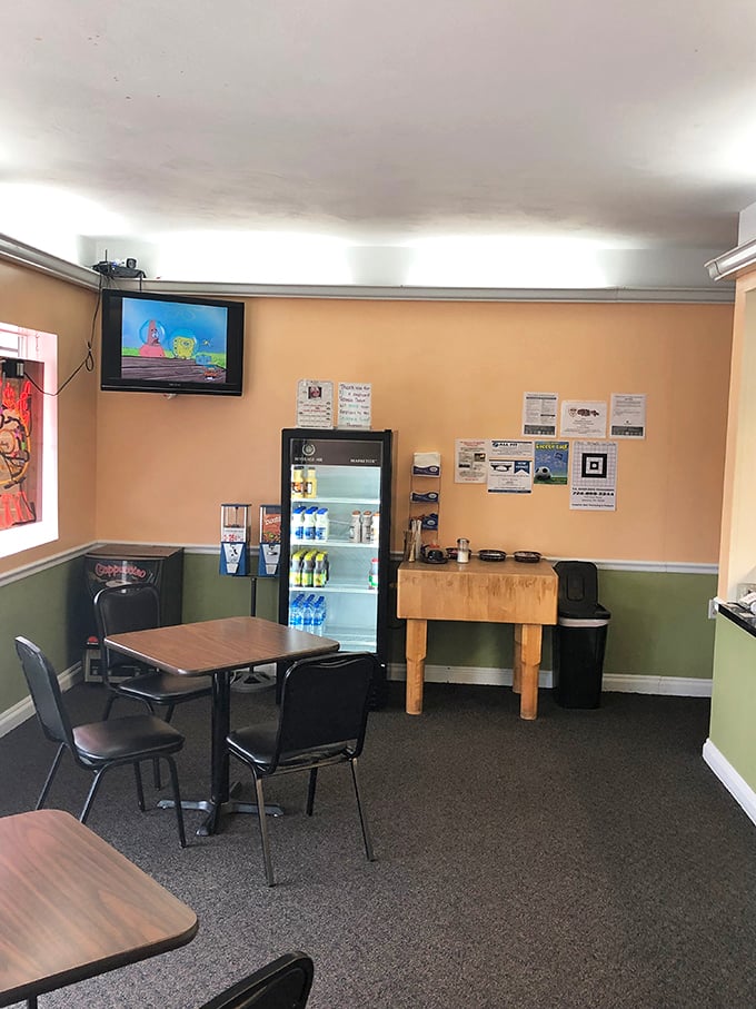 Inside, simplicity reigns supreme. No fancy frills needed when the star attractions are behind the counter, waiting to change your morning forever.