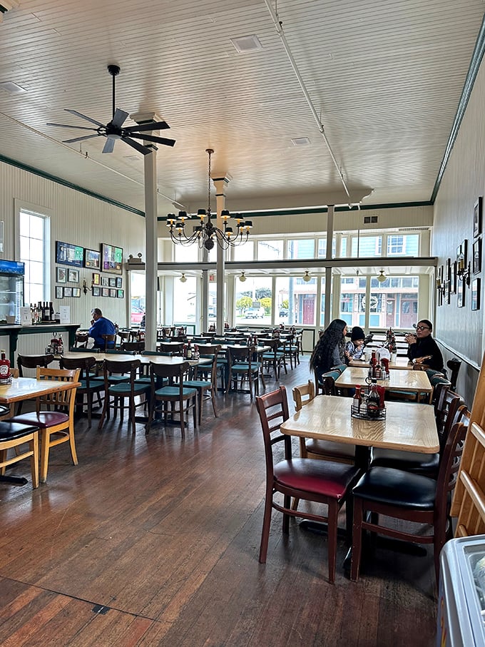 Simplicity reigns in this bright, airy dining room where conversations flow as freely as the seafood from kitchen to table.