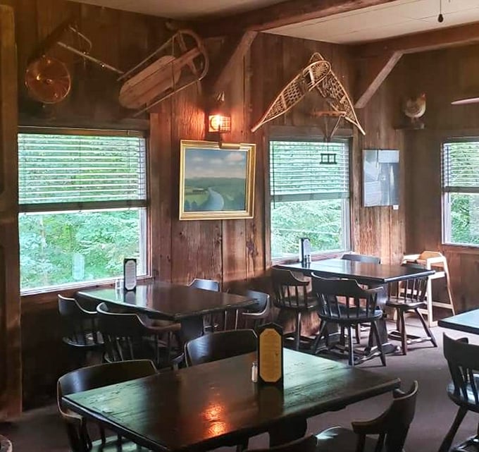 Step inside and you're transported to a woodland retreat where snowshoes on walls remind you: the only trekking you'll do today is from table to stomach.