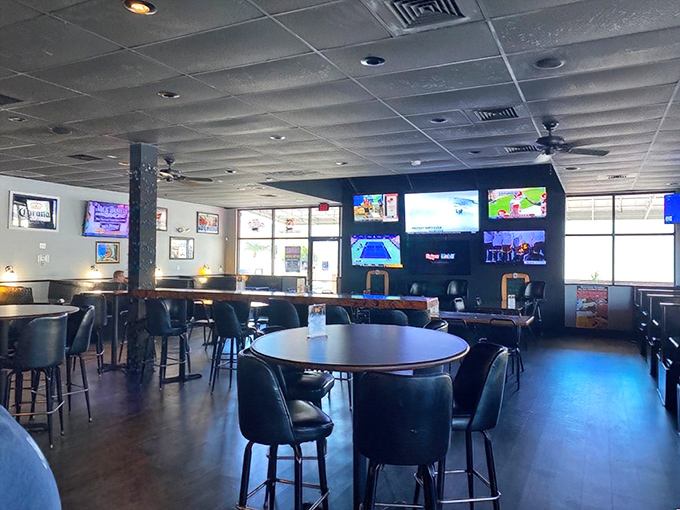 Sports on every screen and comfortable seating throughout – this is where Tampa locals come to feel at home while the game's on.