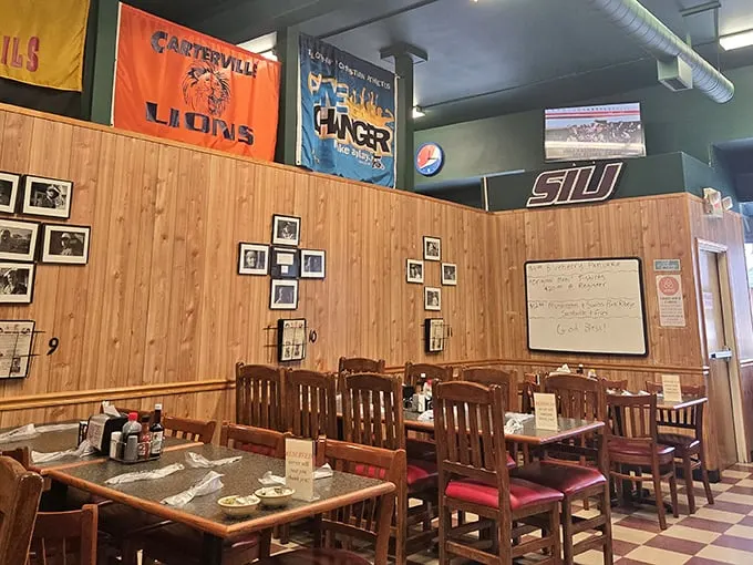 A time capsule of local pride—SIU Salukis and Carterville Lions banners watch over diners as they embark on their comfort food journeys.